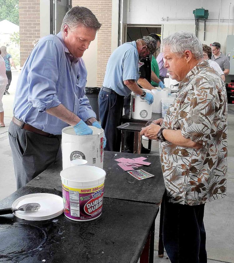 Vienna turns out for 76th ice cream social | News, Sports, Jobs - News ...